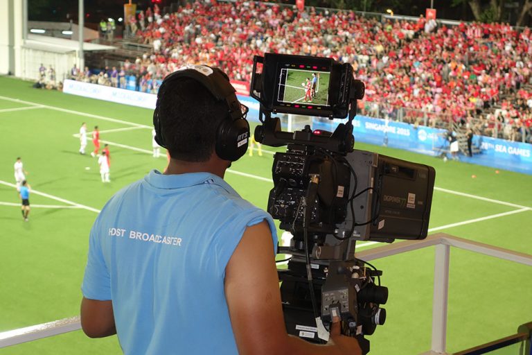 Watching live sport or watching on television: What is better? | That's ...